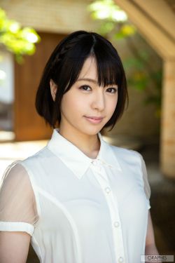 Graphis – 套图在线